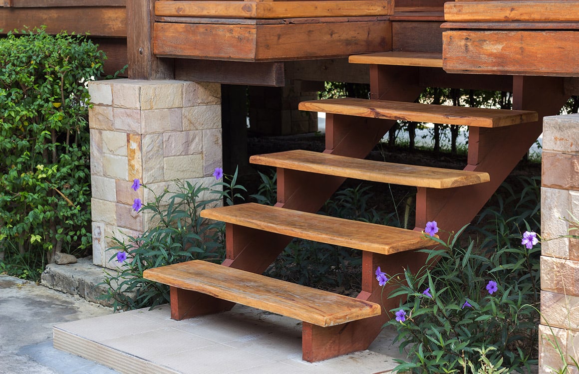 Slik bygger du en solid utetrapp | Obsbygg.no