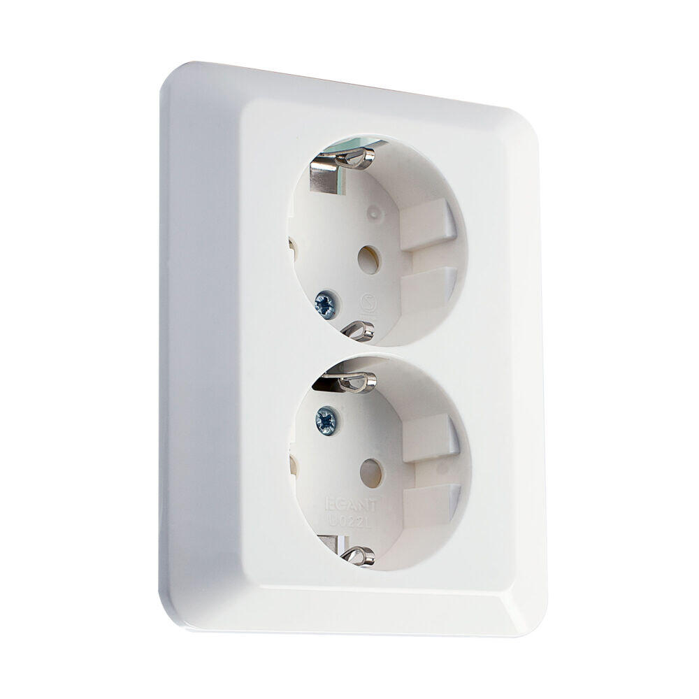 Egant innfelt lav sort dobbel stikkontakt m/jord | Obsbygg.no